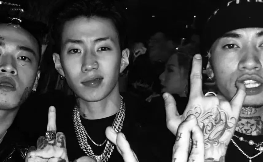 哪个外国rapper与PG One TT VAVA 王以太均有合作，中外rapper之间的合作目前是什么现状 - 嘻哈中国